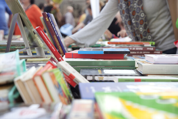 Book Sales – Friends of the Library